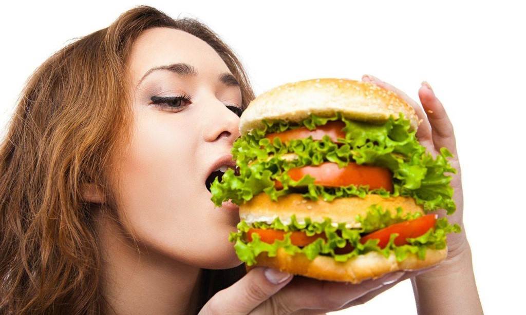 SimpleFood | Чизбургер с листьями салата